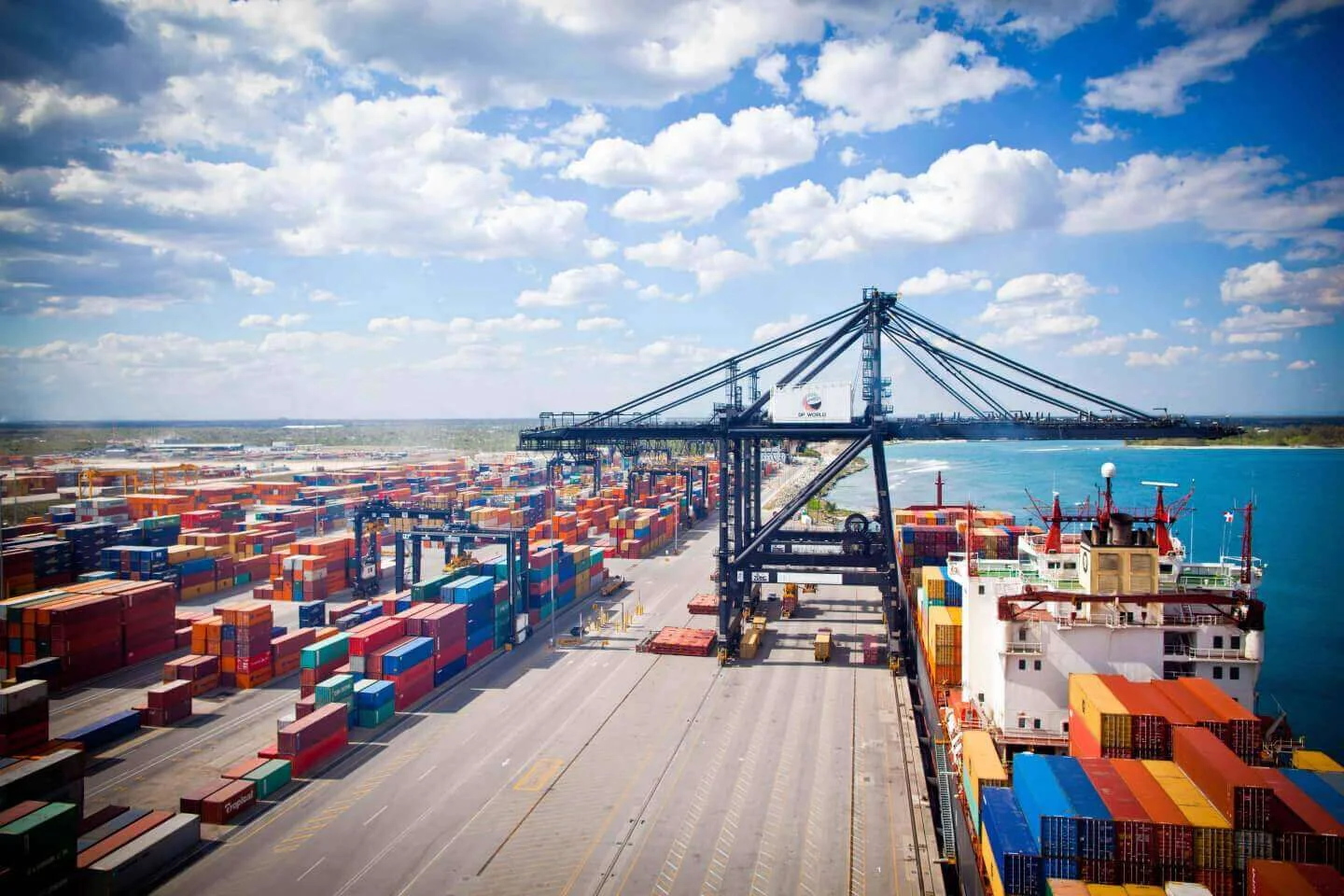 Why Online Container Tracking Is An Essential Part Of The Supply Chain ...